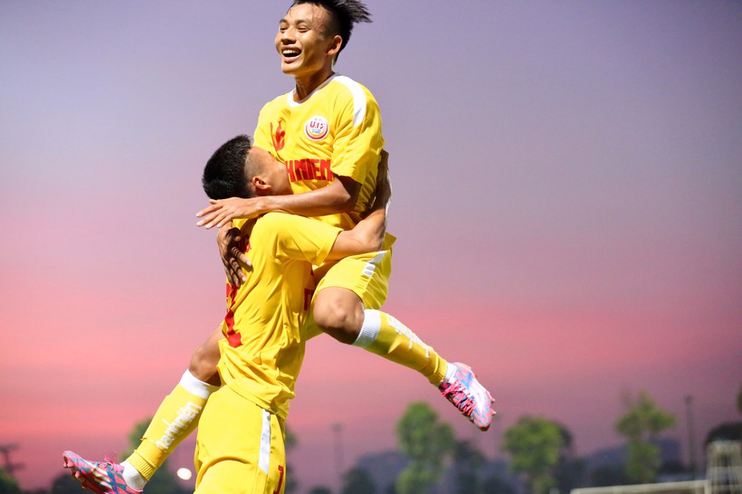 VFF - U19 National Championship 2020 Final: Công An Nhân Dân 1-0 ...