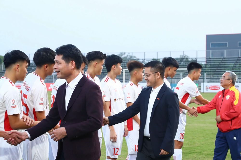 VFF - Opening ceremony of the National U19 Football Championship Finals ...